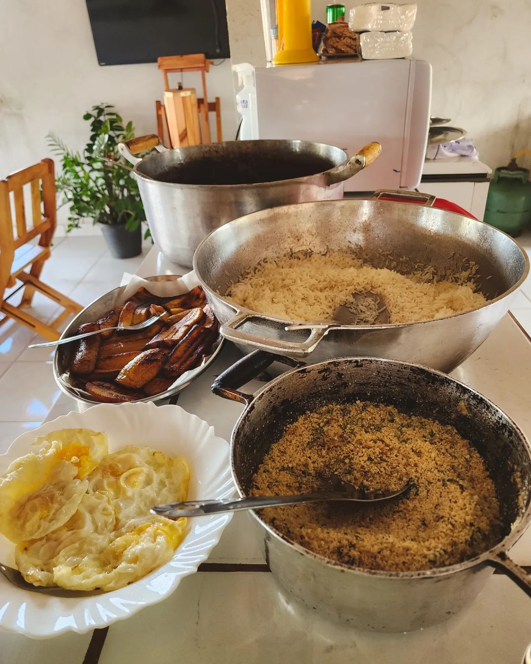 Restaurante e Lanchonete da Meire - Turismo de Vila Bela da Santíssima ...